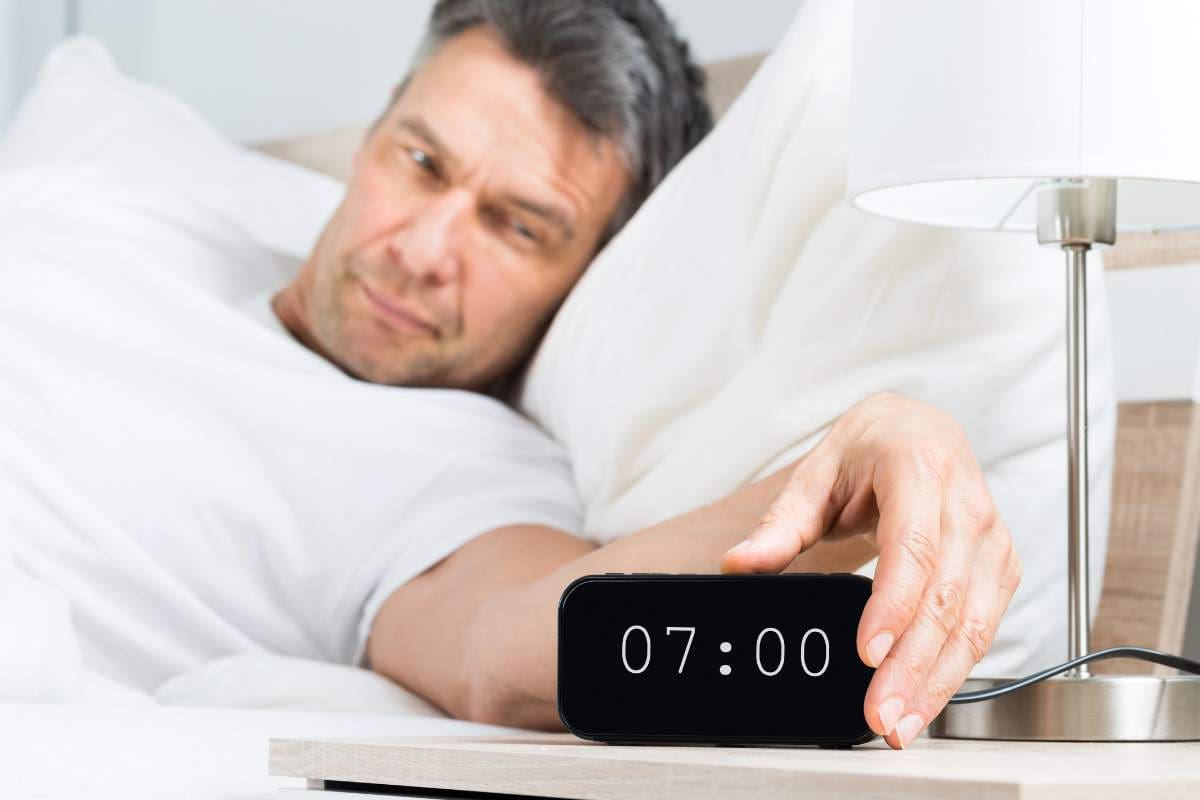 How to Set a Consistent Sleep Schedule (And Why It Matters) | CHOQ®